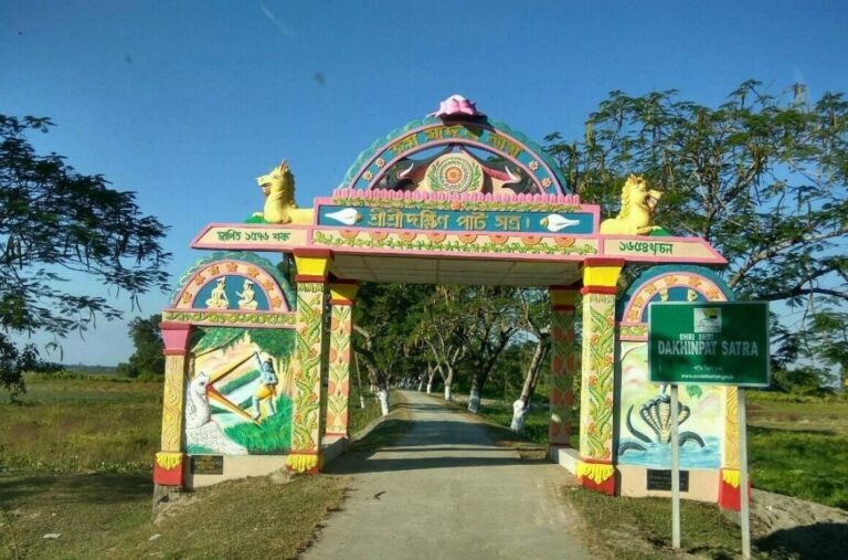 Sri Sri Auniati Satra - Prayerful spot in Assam | Indiano Travel