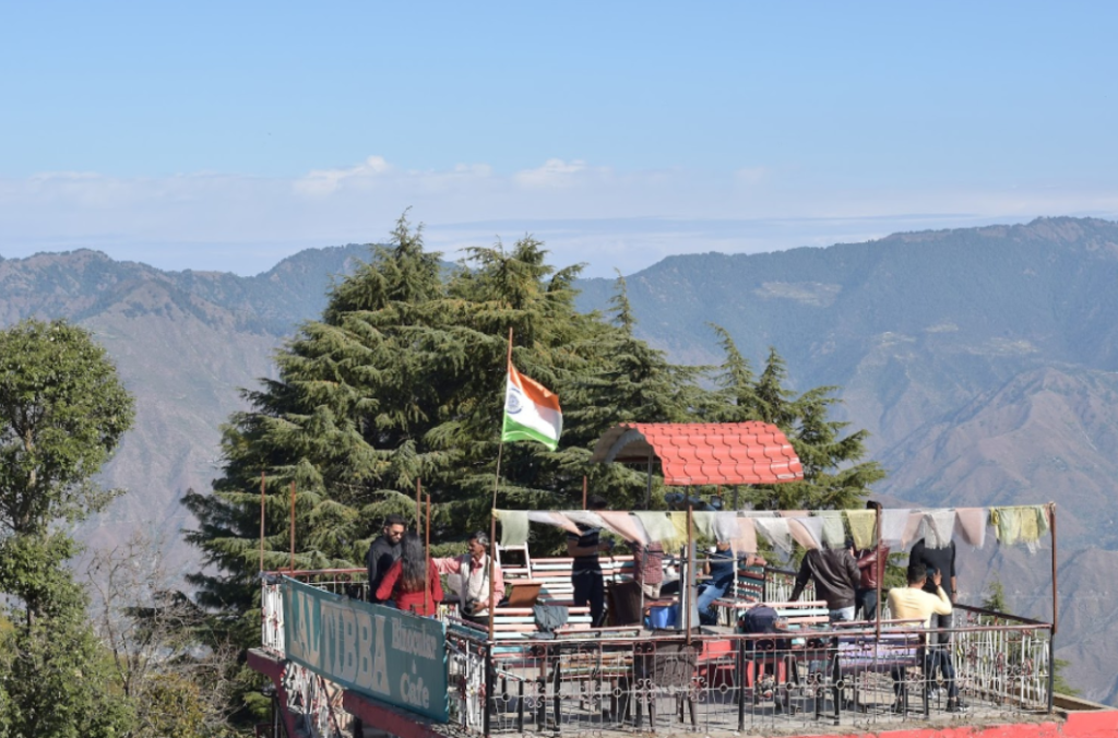 Mussoorie Lake - This lake famous for paragliding & boating