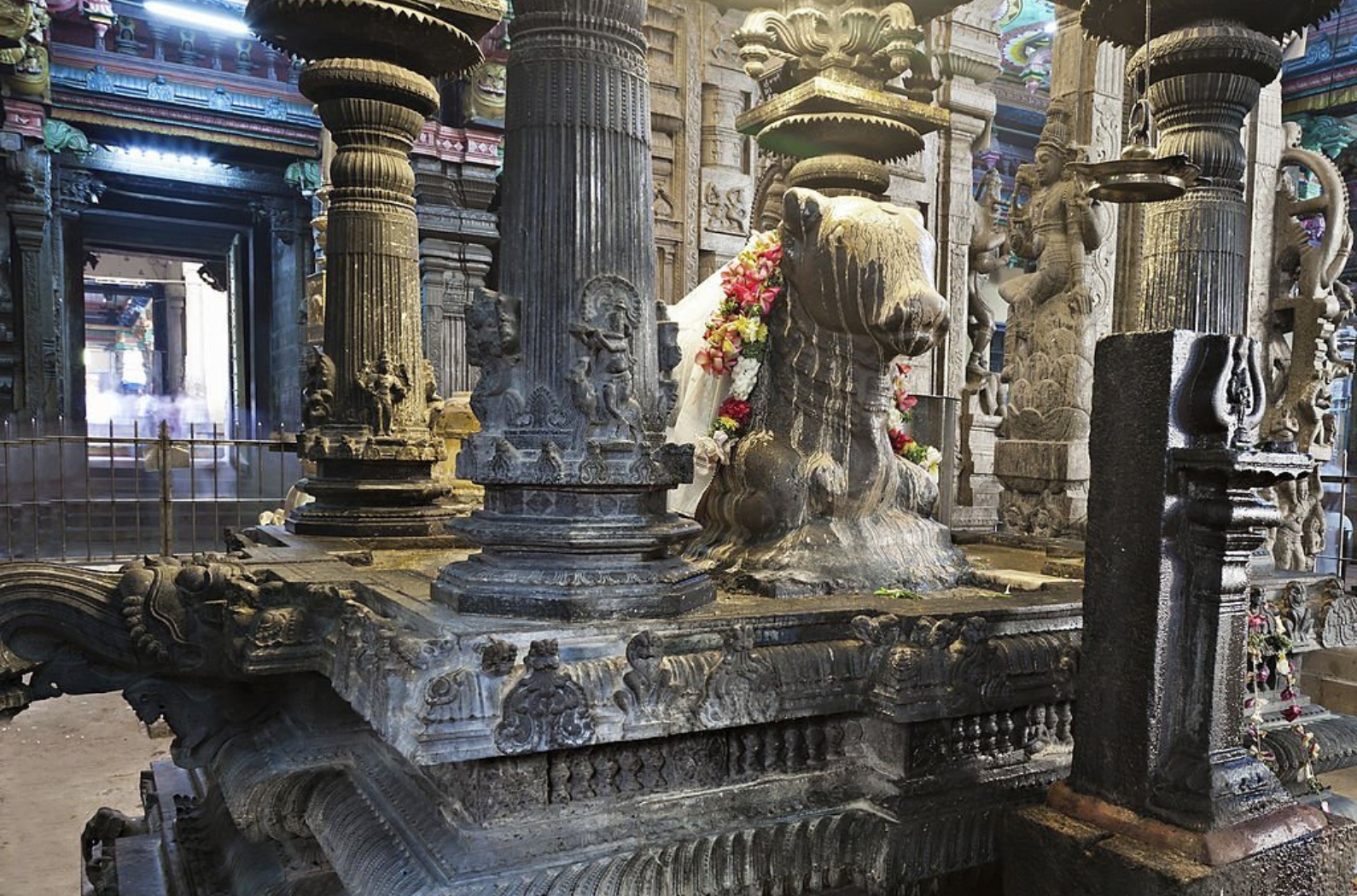 Thousand Pillar Temple - A historical temple in the Kakatiya dynasty