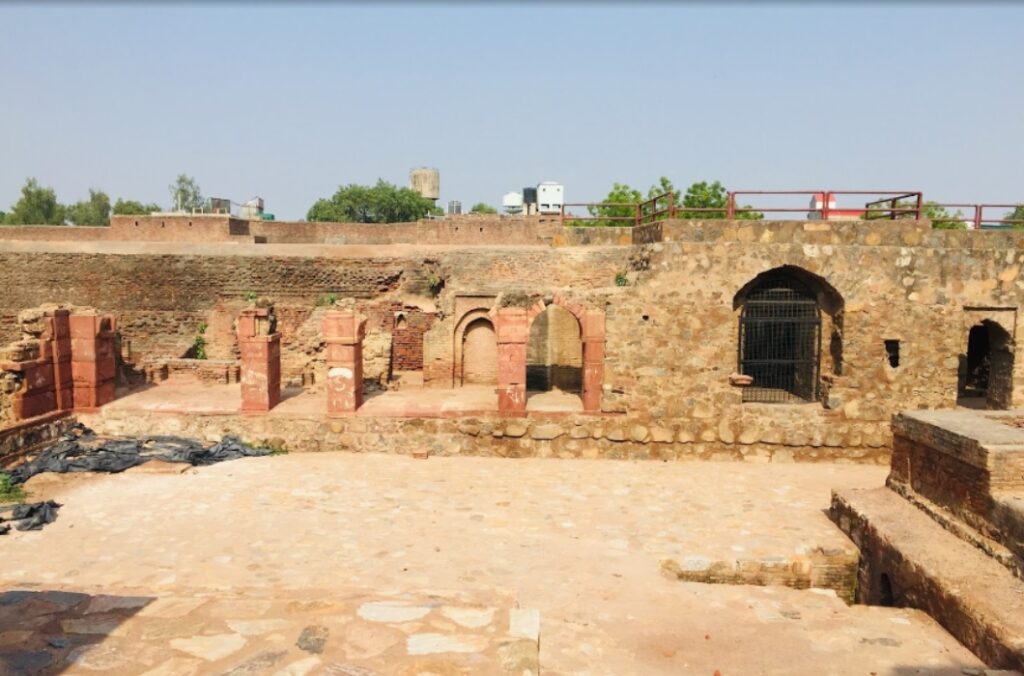 Barsi Gate - Why Barsi Gate Is So Popular? - Indiano Travel