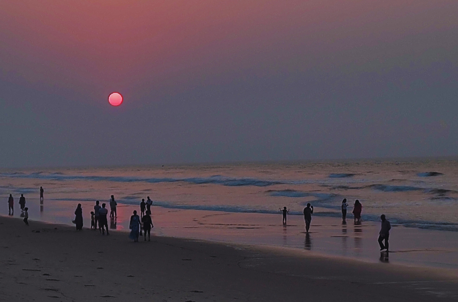 Beautiful facts about Light House Beach - Puri, Odisha