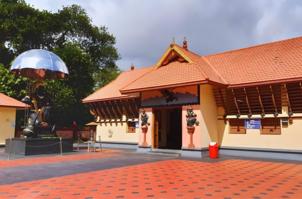Sri Parasurama Swamy Temple - Biggest In Trivuvananthapuram